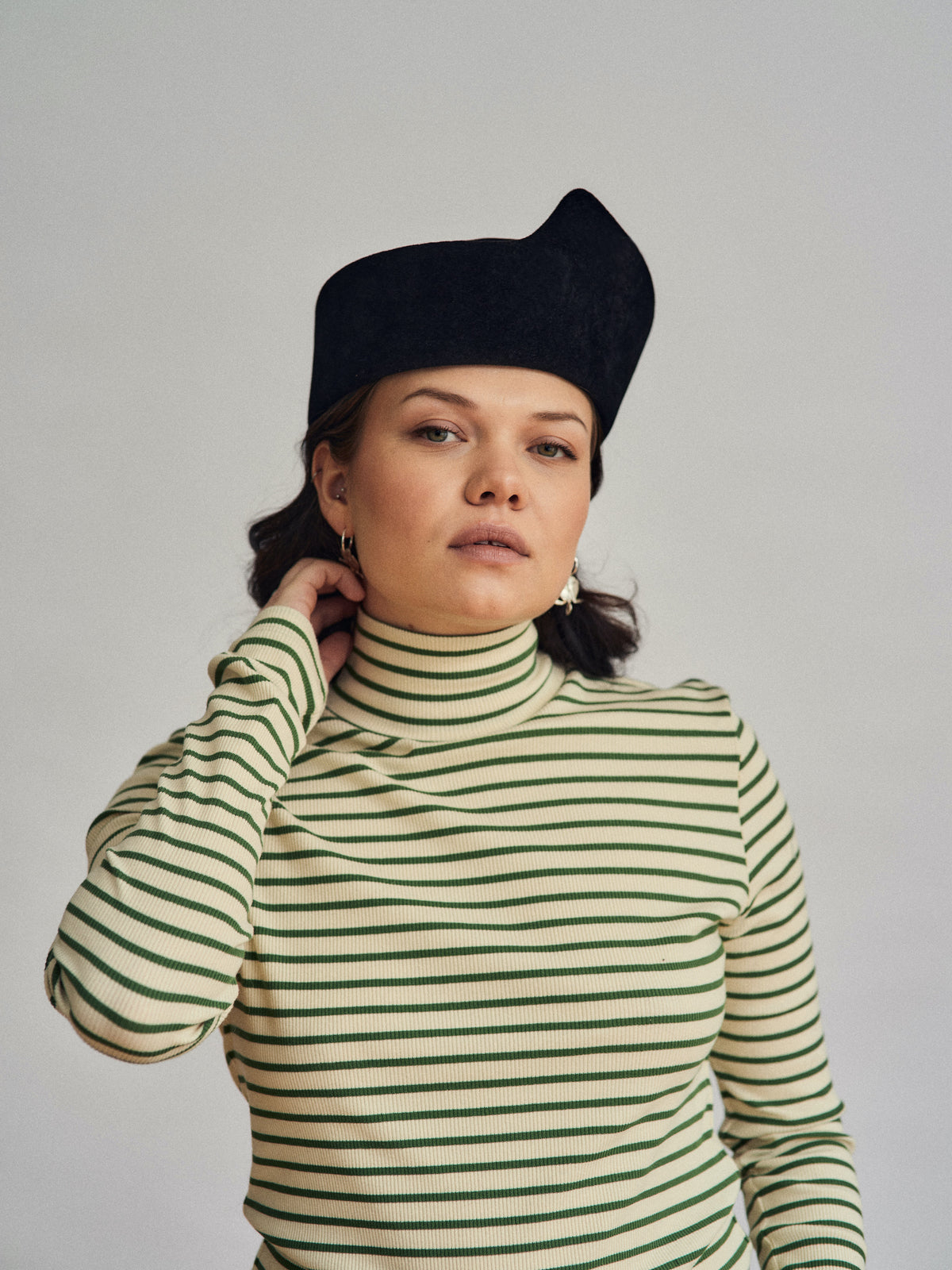 Ridge – Unisex Structured Brimless Felt Hat for Effortless Style ...